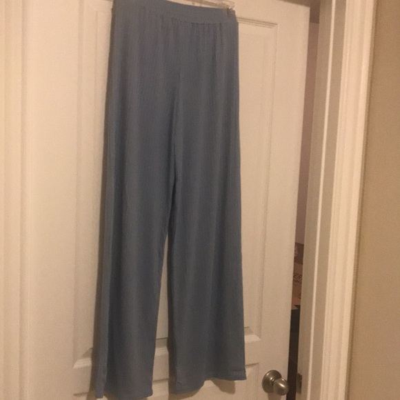 Venus Rule | Pants & Jumpsuits | Nwot Venus Rule Jr Ribbed Flare Leg ...